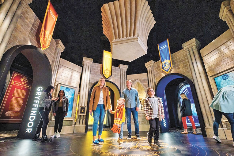 Harry Potter exhibition opens in Macao_EYESHENZHEN
