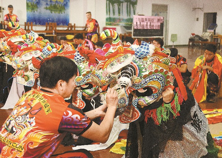 Documentary on kirin dance premiered_EYESHENZHEN