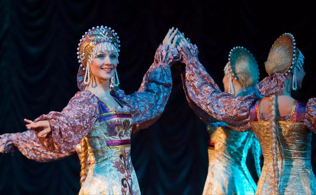 Russian dance show at Grand Theater| Sept. 23_EYESHENZHEN