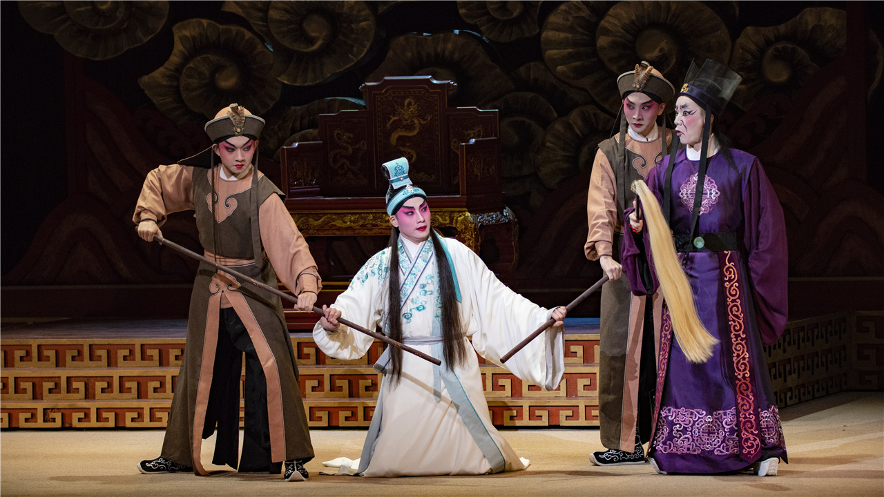 SZ, HK join hands to revitalize classic opera_EYESHENZHEN