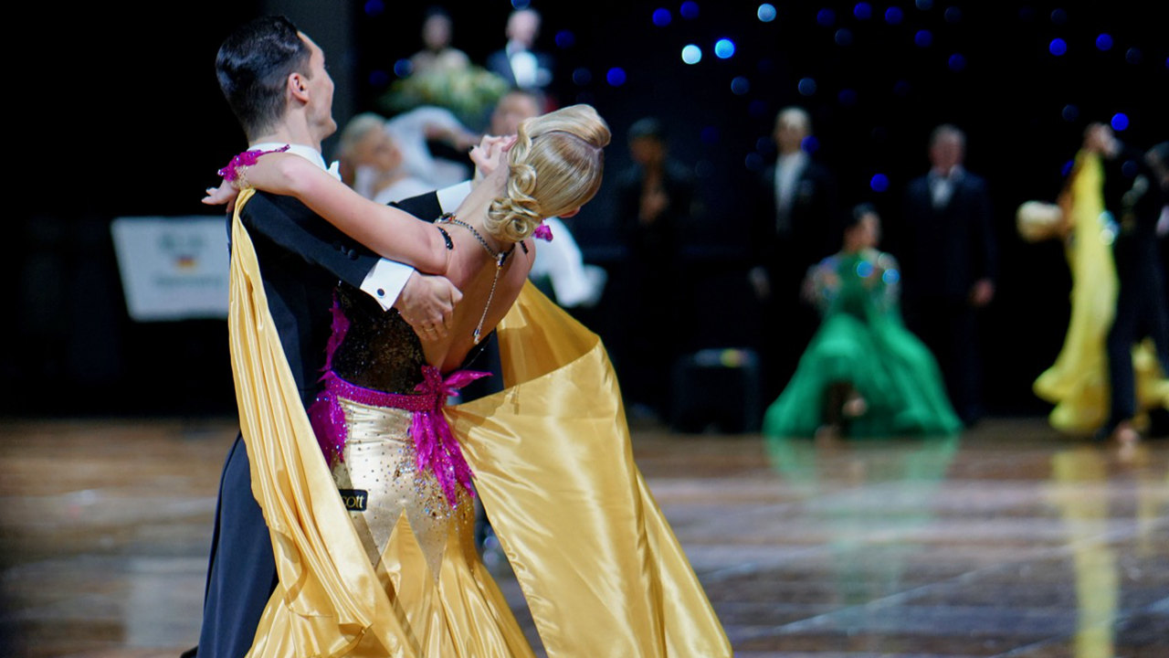 Dance Month opens with world-class contest_EYESHENZHEN