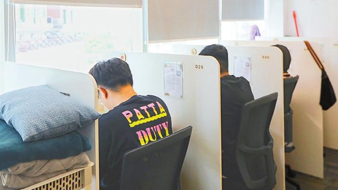 Paid study rooms thrive in Shenzhen_EYESHENZHEN