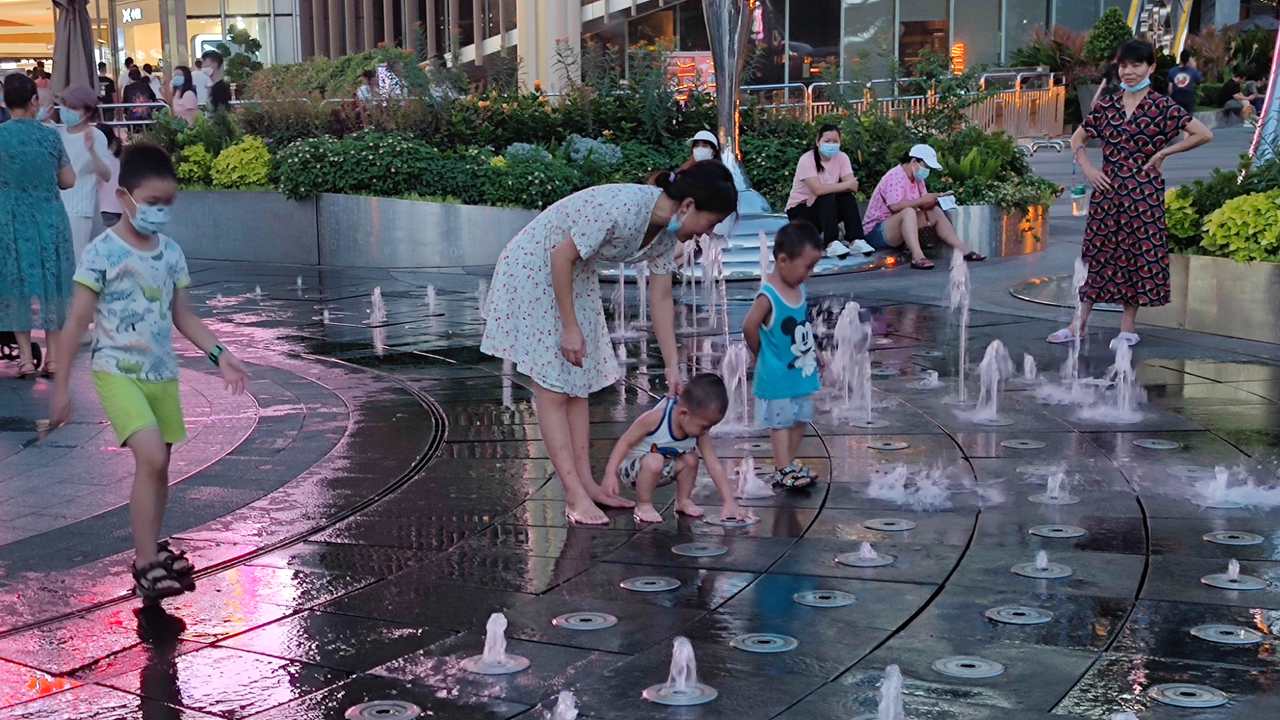 Sanfu, China's dog days, starts_EYESHENZHEN