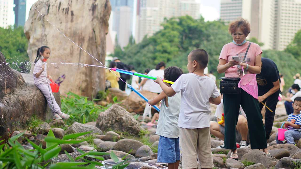 Embracing nature in city of parks_EYESHENZHEN