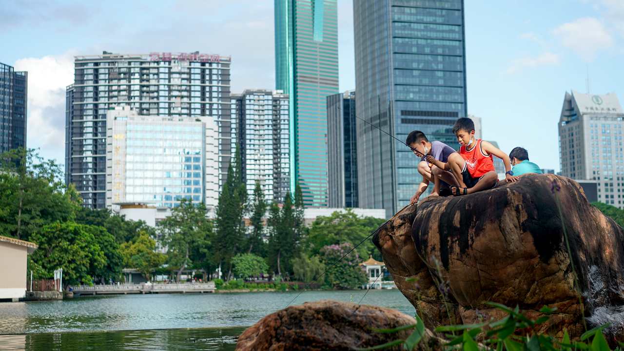 Embracing nature in city of parks_EYESHENZHEN