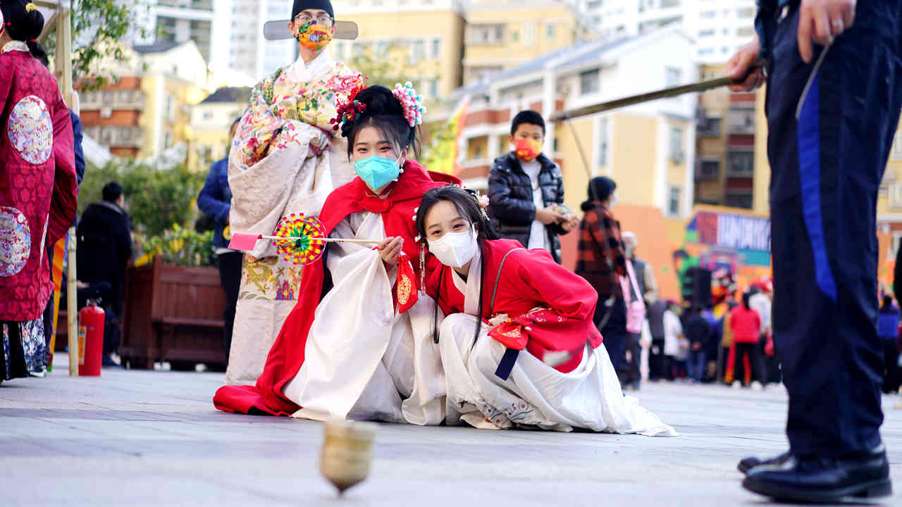 Futian Walled Village Culture Season celebrates heritage_EYESHENZHEN
