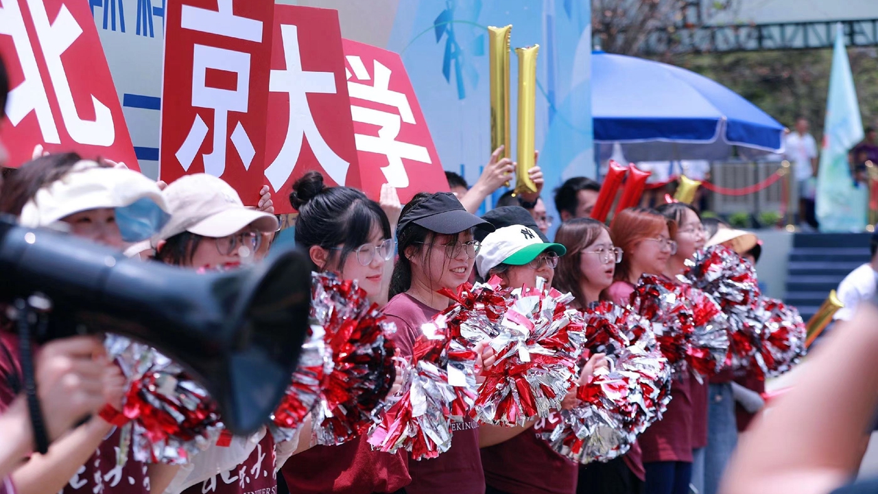Rowing event kicks off in Guangming_EYESHENZHEN
