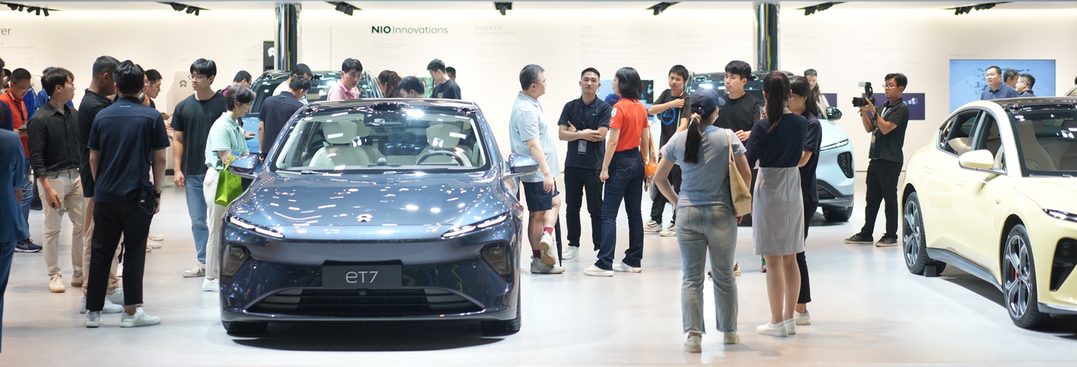 Over 1,000 vehicle models highlight auto show_EYESHENZHEN