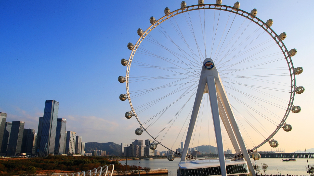 City emerges as popular destination for graduation trips_EYESHENZHEN