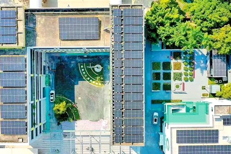 Old school pioneers low-carbon drive_EYESHENZHEN