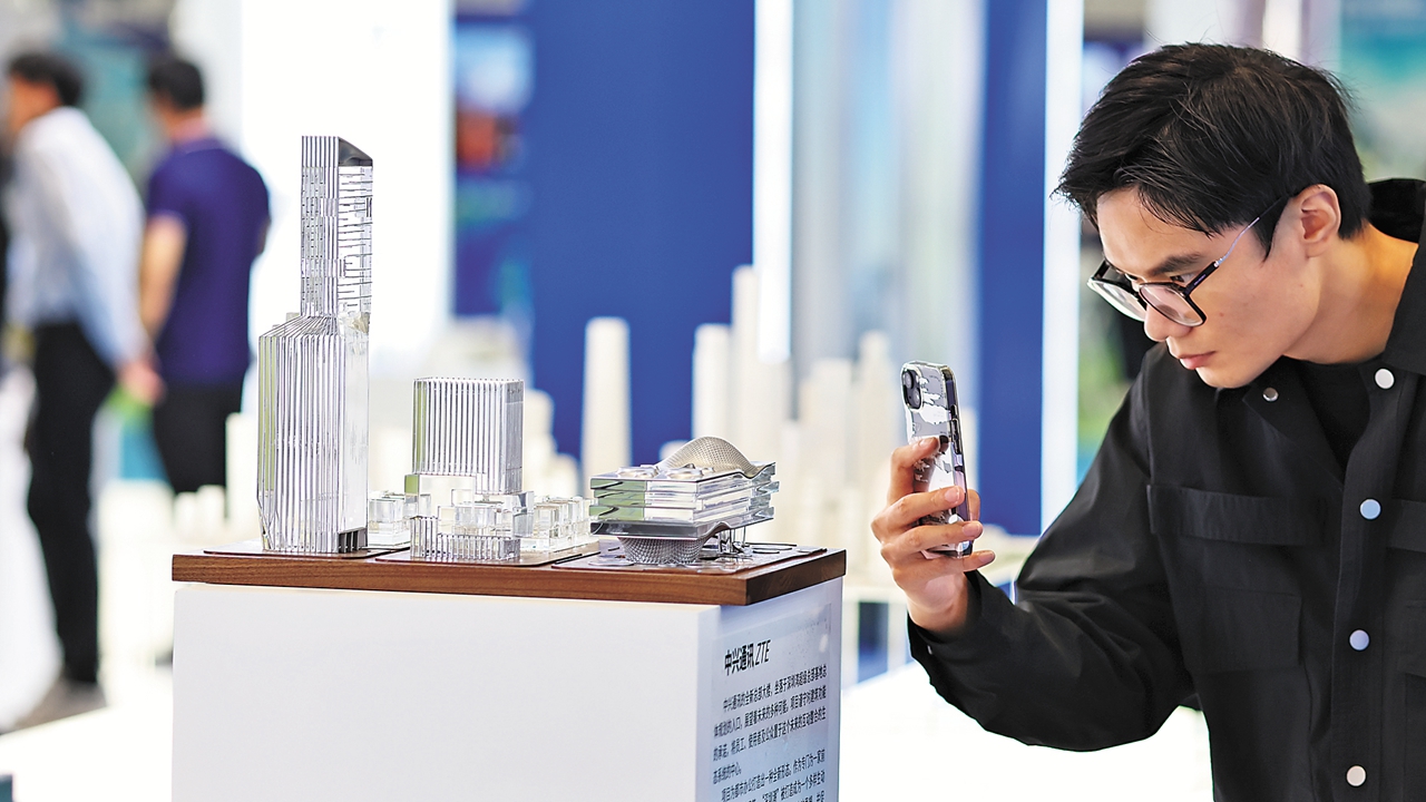 Global exhibitors eye opportunities at Hi-Tech Fair_EYESHENZHEN