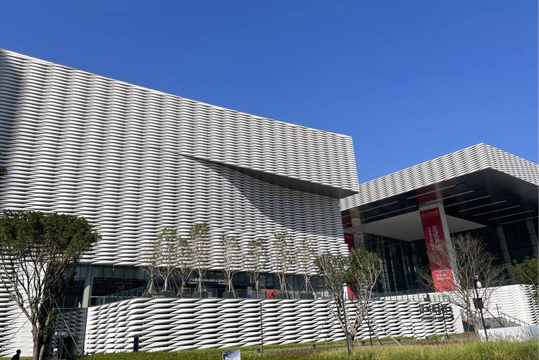 Shenzhen Library's north venue fully opens_EYESHENZHEN