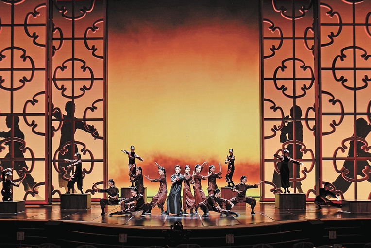 'Wing Chun' gala performance 'stunning'_EYESHENZHEN