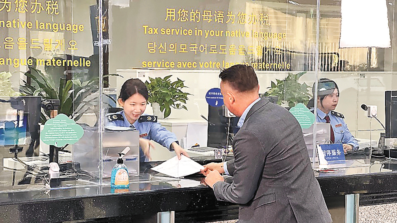 Multilingual volunteers bridge the gap in tax policies for expats ...