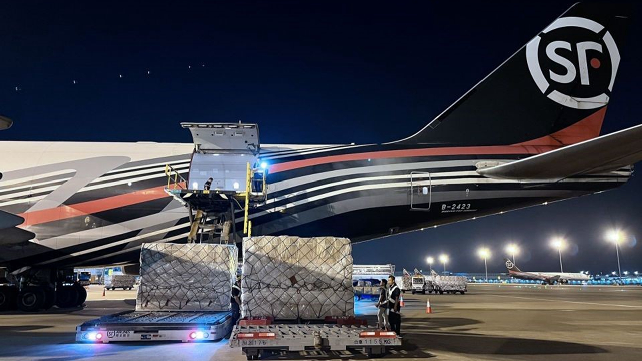 Cargo route to Abu Dhabi opens_EYESHENZHEN