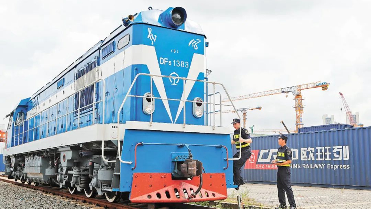 Sino-European trains send 474,000 tons of goods to Europe_EYESHENZHEN
